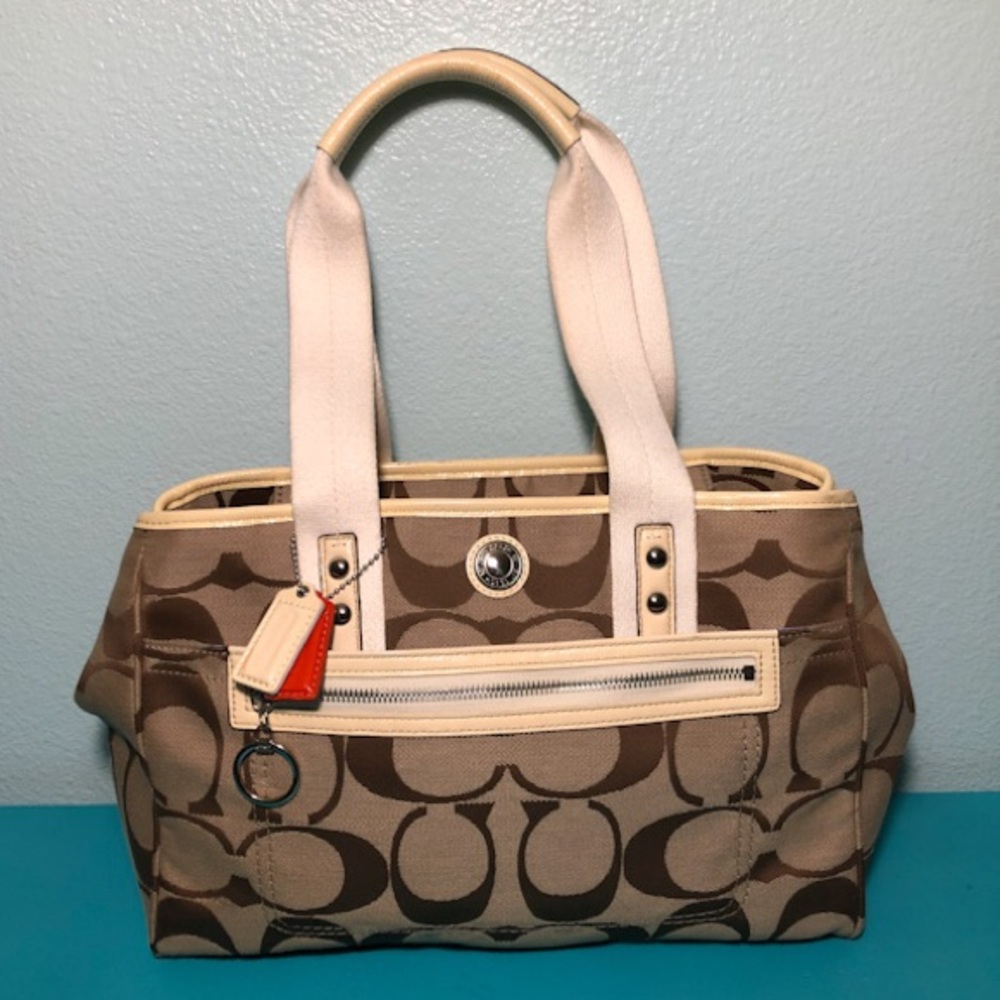 Coach Signature Purse * - Gem